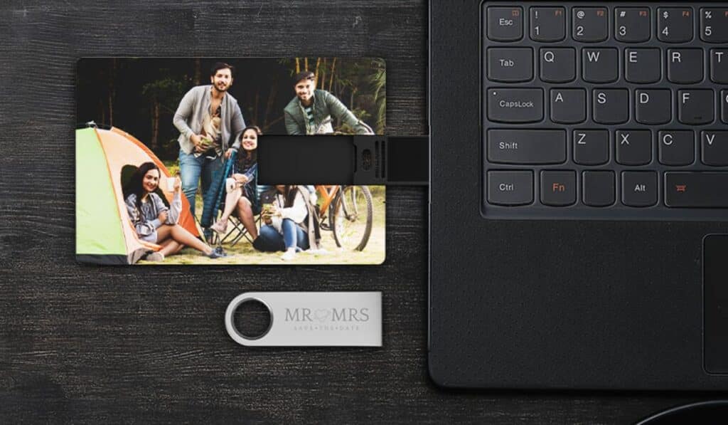 Customized Pen Drives In Delhi - Design your own USB Drive